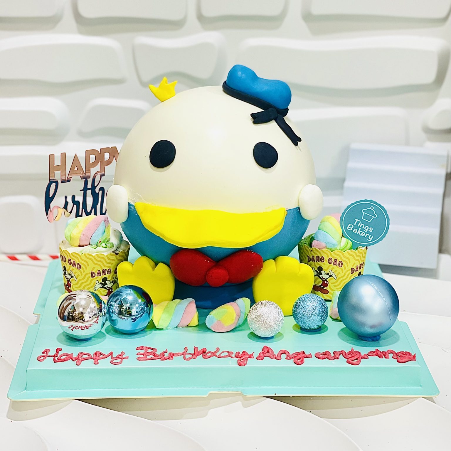 Blue Baby Shark Pinata Cake | Knock Knock