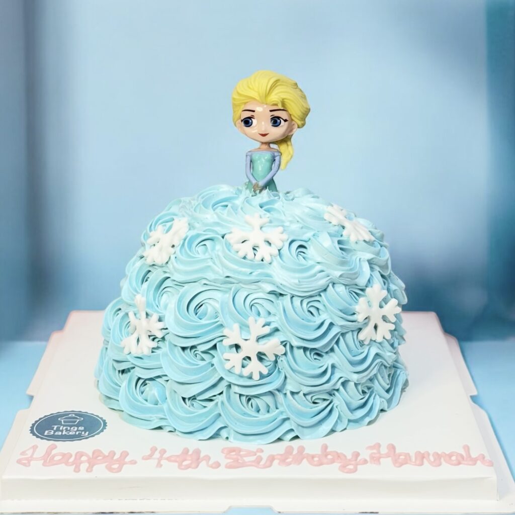 Frozen Elsa Doll Cake